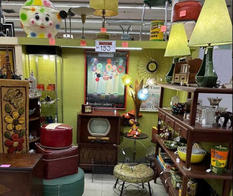 Happy birthday to Shawnee Antique Mall - Discover Vintage America